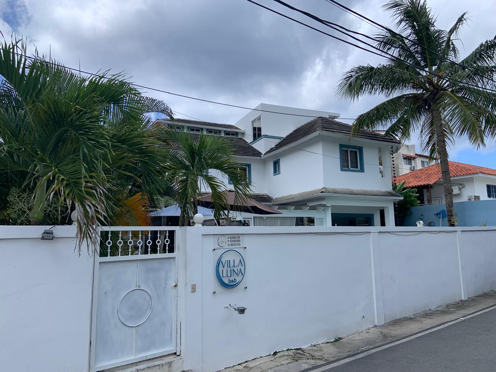 B&B Villa Luna Hotel - Discover Dominicus Americanus – Your Guide to ...